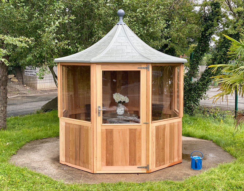 Cedar Dining Space – Woodpecker Joinery